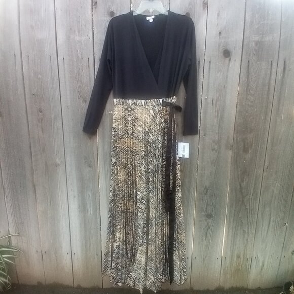 LuLaRoe | Dresses | Lularoe Deanne Dress Women M Black Gold Full Wrap ...